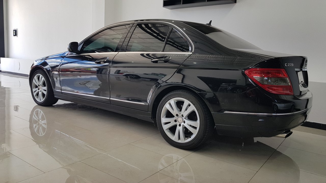 Mercedes Benz C220 Avant Garde - Tandil - Región 20