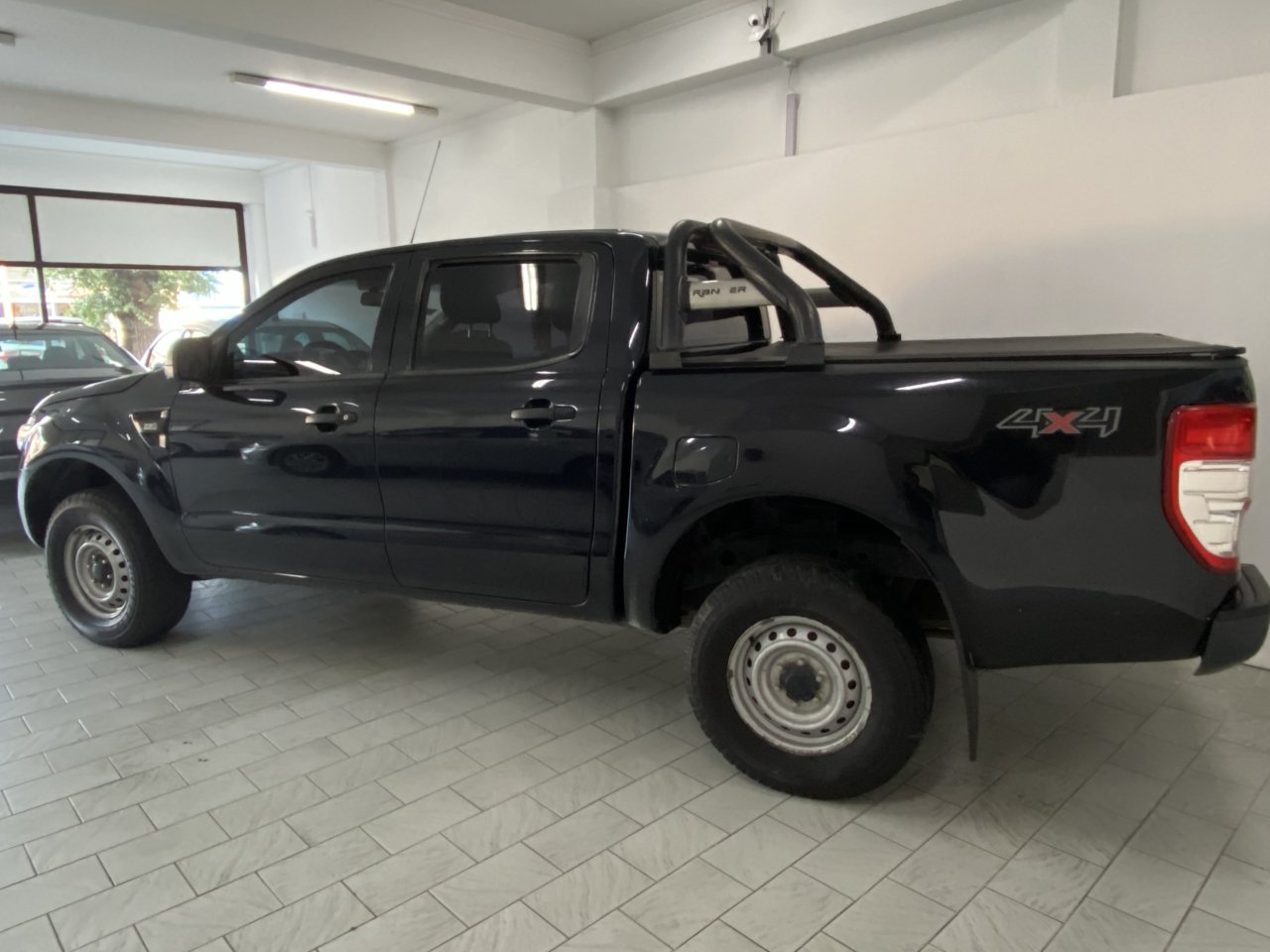 Ford Ranger 2.2 Tdi Dc 4x4 L/12 Xl Saf. - Azul - Región 20