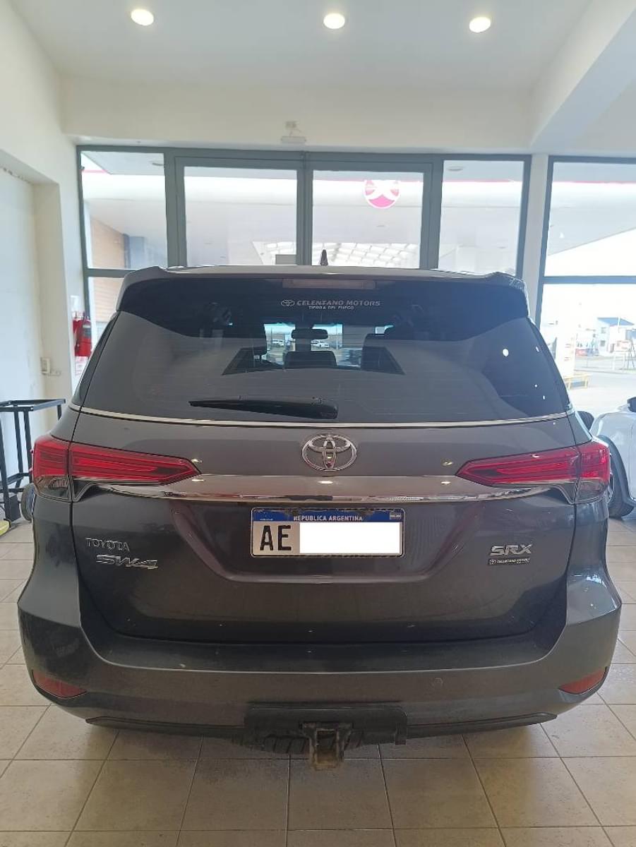 Toyota 2020 Hilux Sw4 Tdi Srx At L16 - Pilar - Región 20