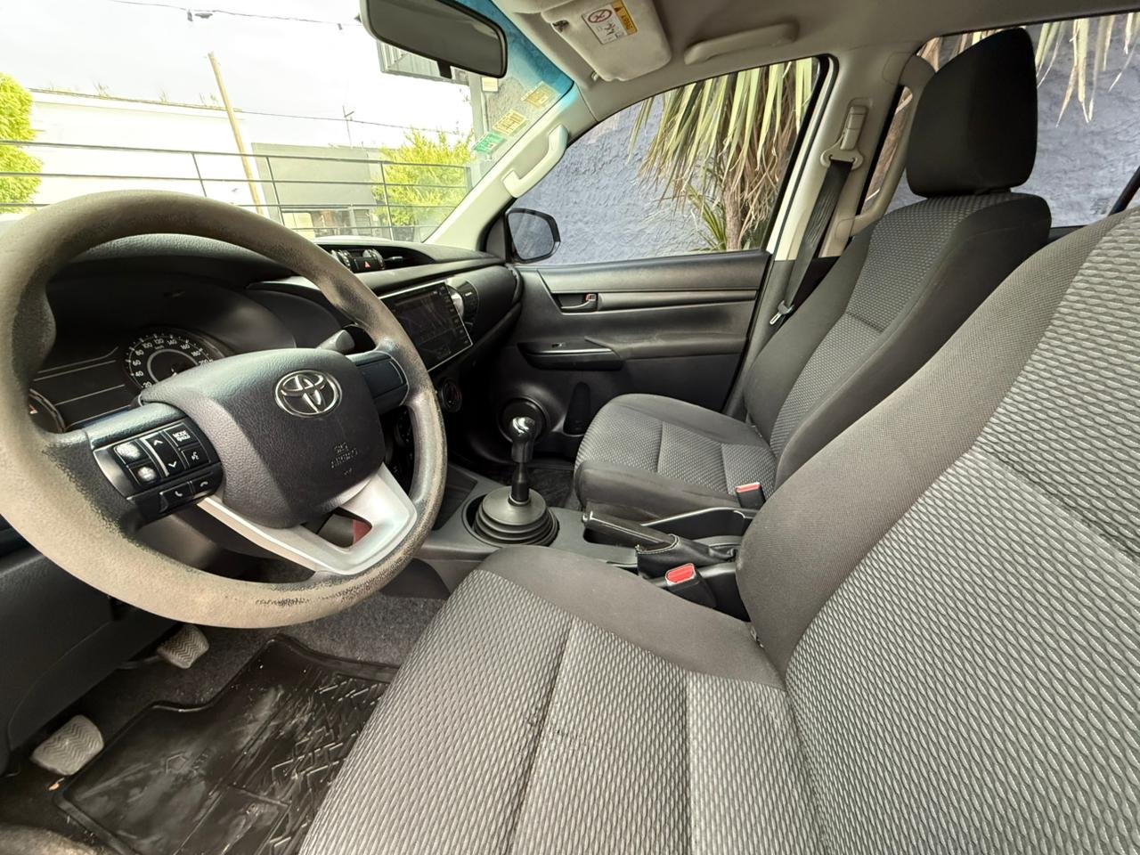 Toyota Hilux Hilux 2.4 Sc 4x4 Tdi Dx L16 - Ayacucho - Región 20